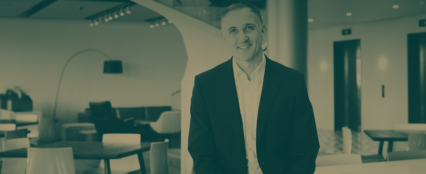 mark-banner - Perwyn